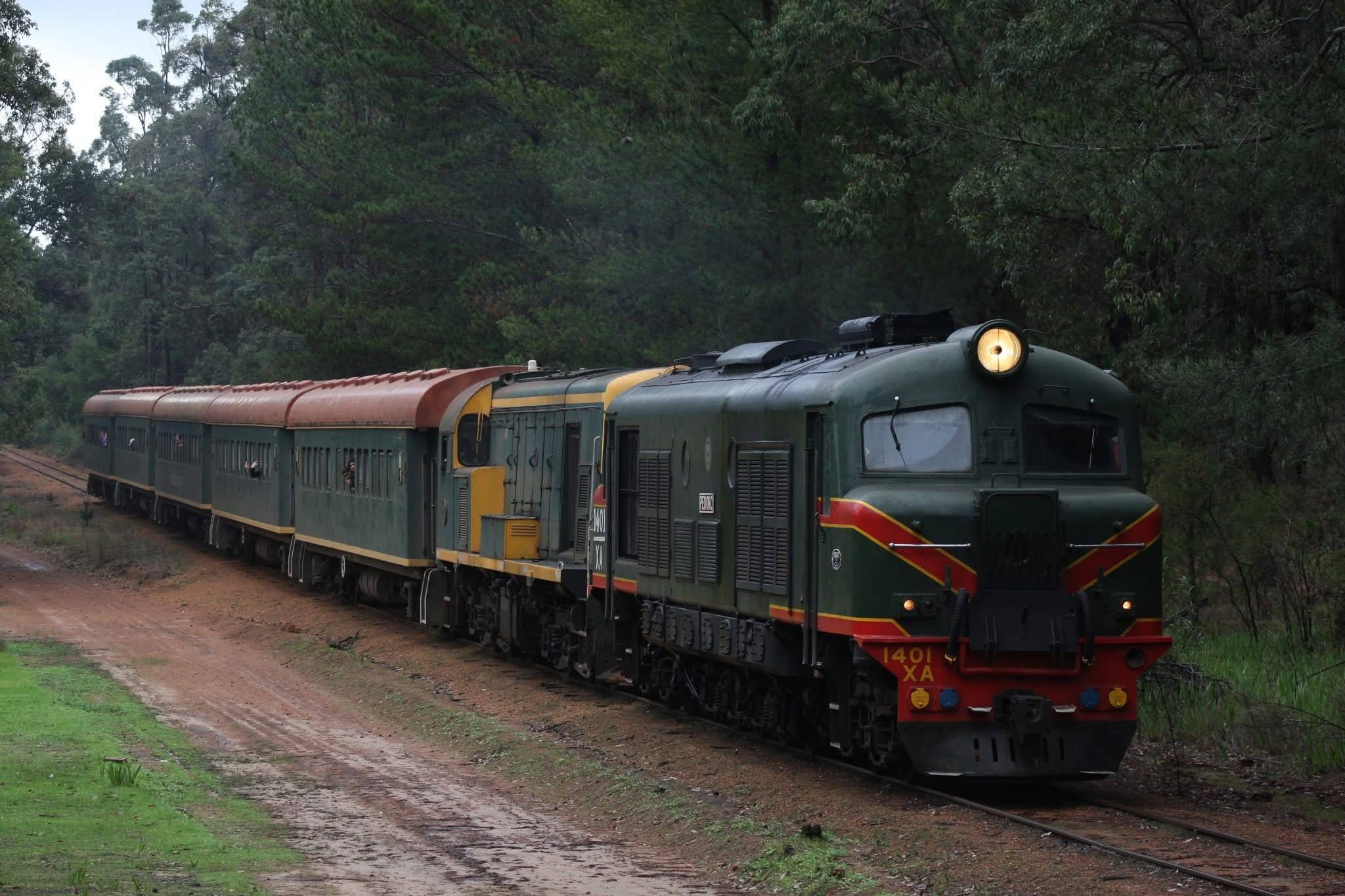 Steam Ranger | Hotham Valley Railway