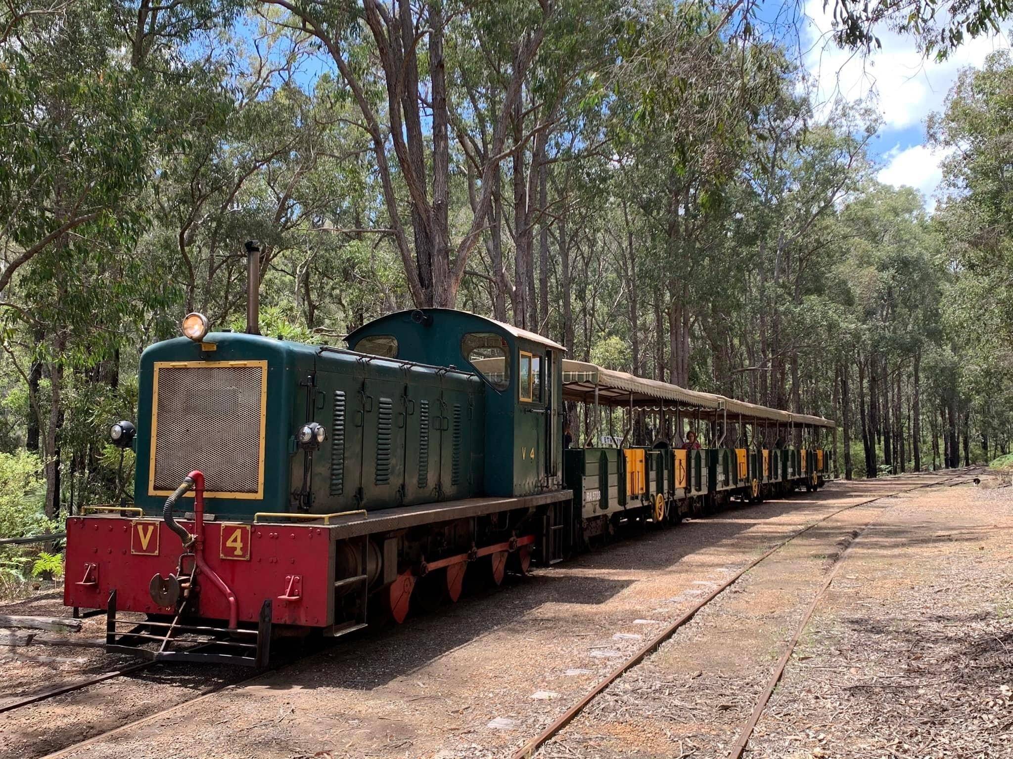 Forest Train | Hotham Valley Railway
